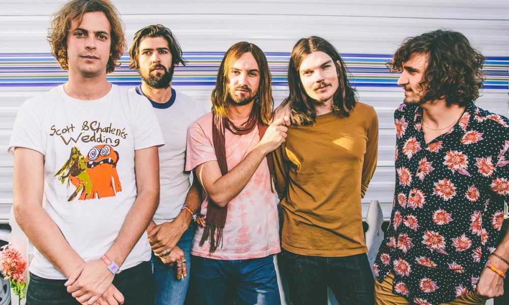Tame Impala se pone misteriosa en “Dracula” – ultrabrit