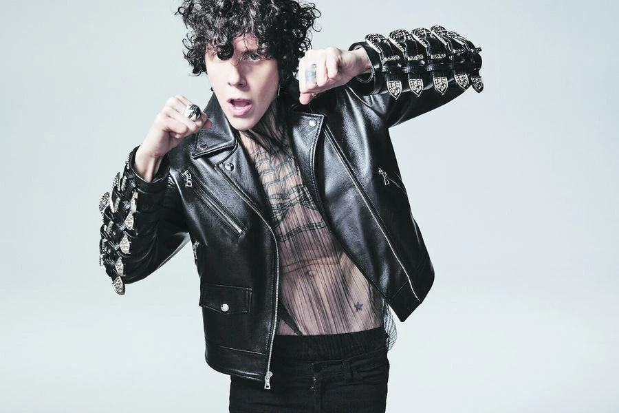 LLEGA CHURCHES, SEXTO ÁLBUM DE ESTUDIO DE LP – ultrabrit