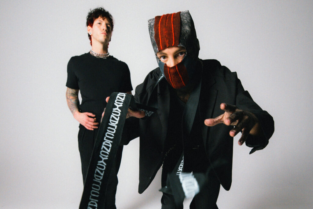 Twenty One Pilots anunció el lanzamiento de su nuevo disco con la ...