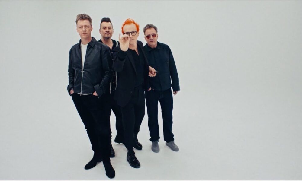 “Bus”, lo nuevo de Travis – ultrabrit