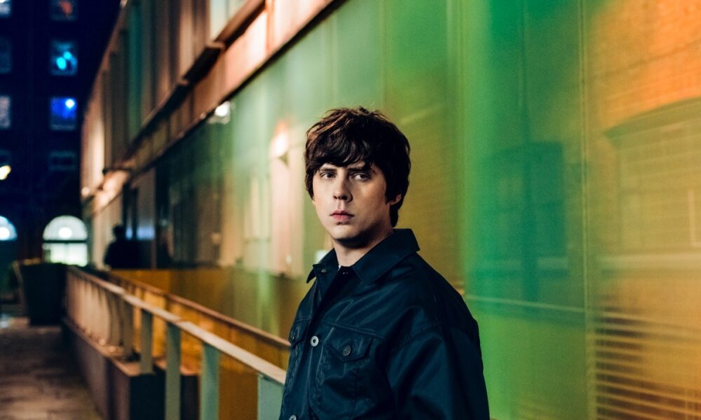 Jake Bugg anunció el lanzamiento de la versión deluxe de su último ...